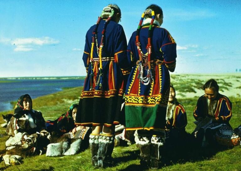 Samoyedic peoples - Fenno-Ugria